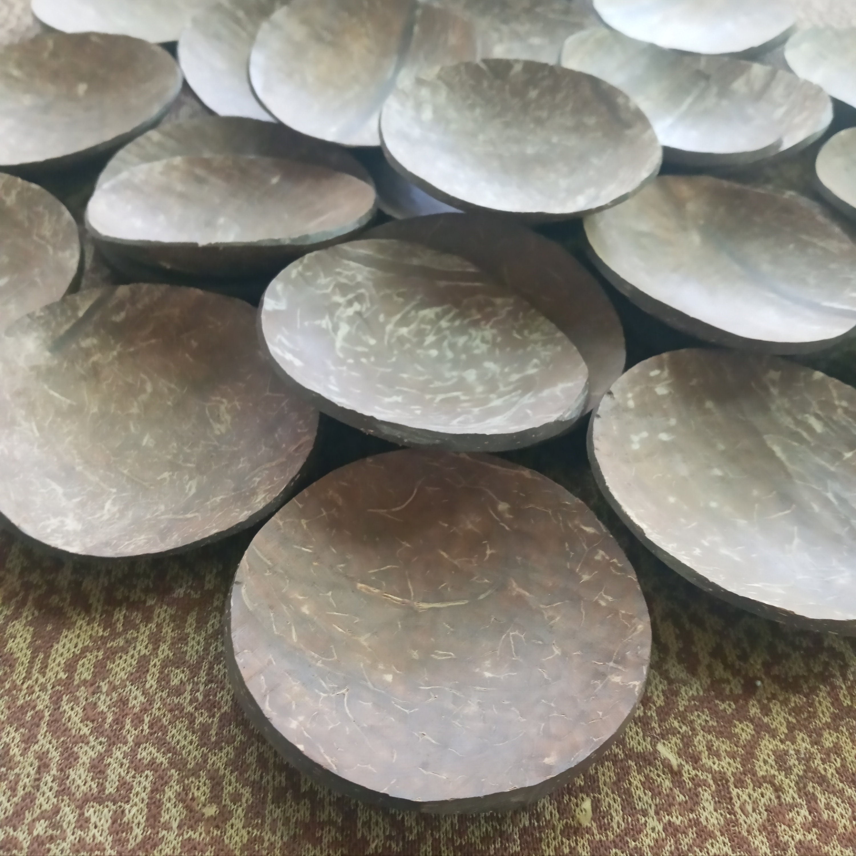 Coconut Shell Chips to Make Your Craft Items,coconut Shell Candle ...