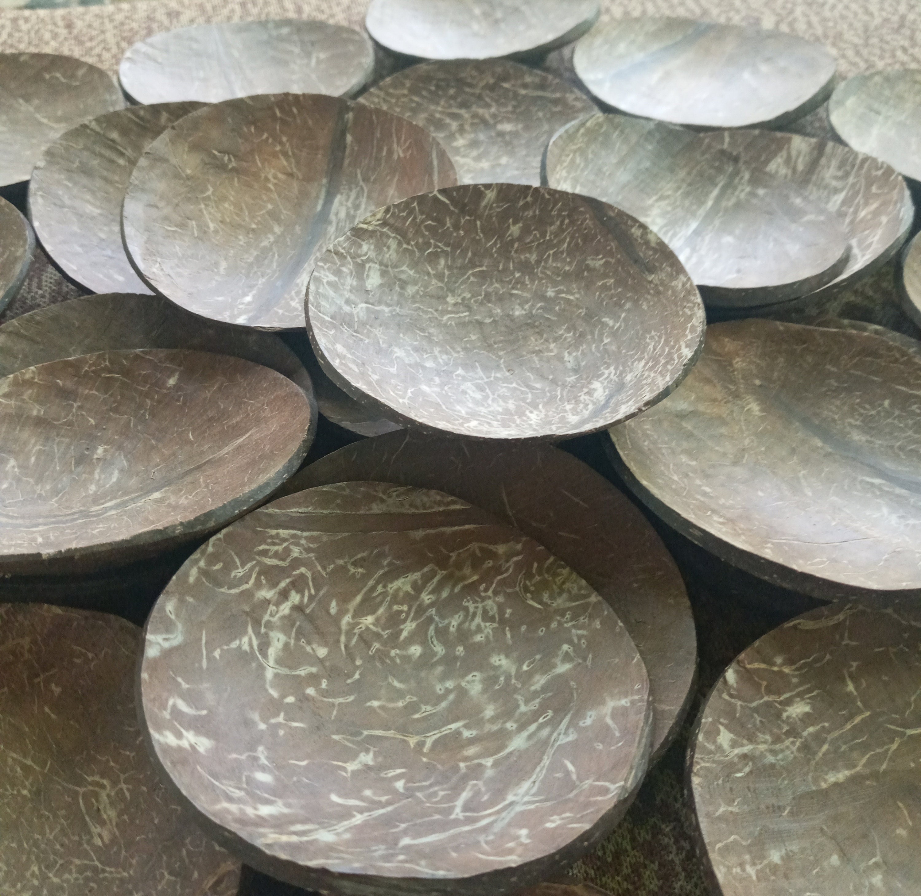 Coconut Shell Chips to Make Your Craft Items,coconut Shell Candle ...