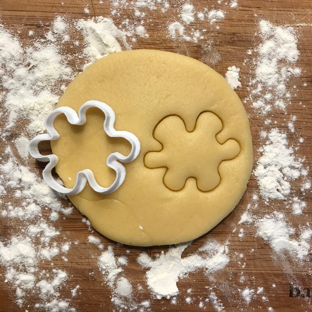 Virus cookie cutter, Quarantine cookies, Splat Cutter, Germ cookie ...