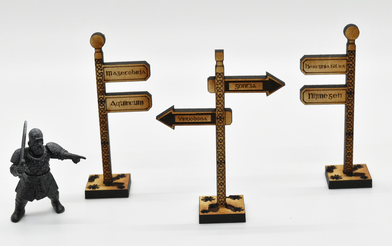 Laser cut 3 piece medieval sign post set 28mm scale | Etsy