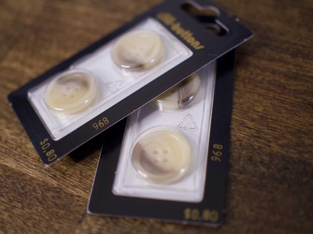 Tan Tortoiseshell Button | 4 Hole Buttons | 3/4" | 20mm | 1 Pack of 2 ...