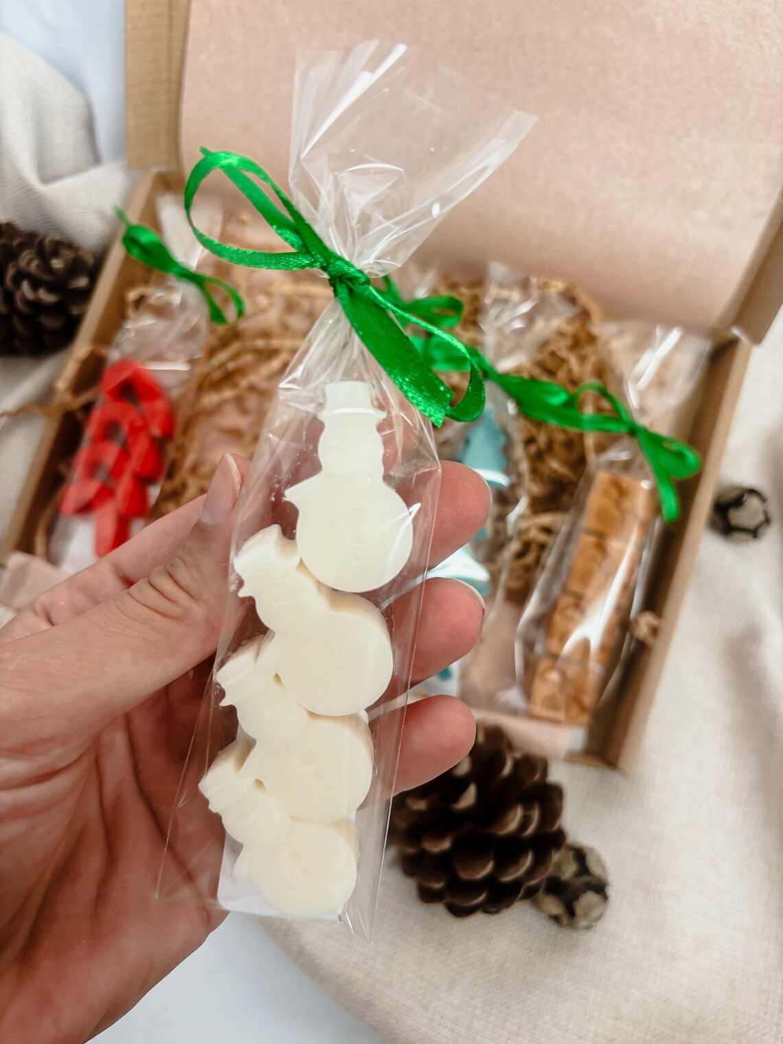 Christmas Wax Melts Bundle: Holiday Scents, Stocking Fillers - Etsy