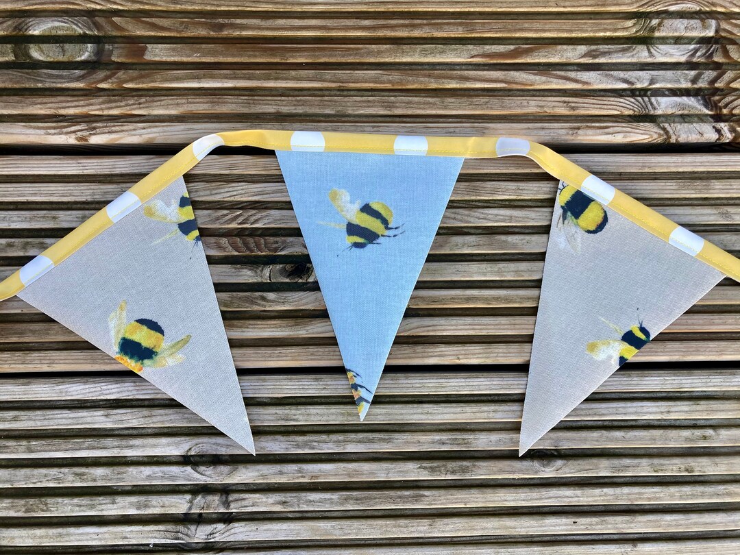 Bee Bunting/ Bee Oilcloth Bunting, Waterproof Bee Bunting/ PVC Bunting ...