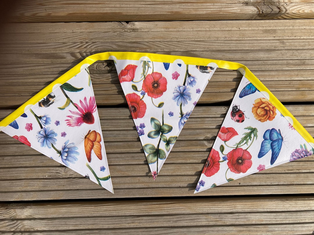 Bee Bunting/ Butterfly Bunting/ Summer Bunting/ Waterproof Bunting ...