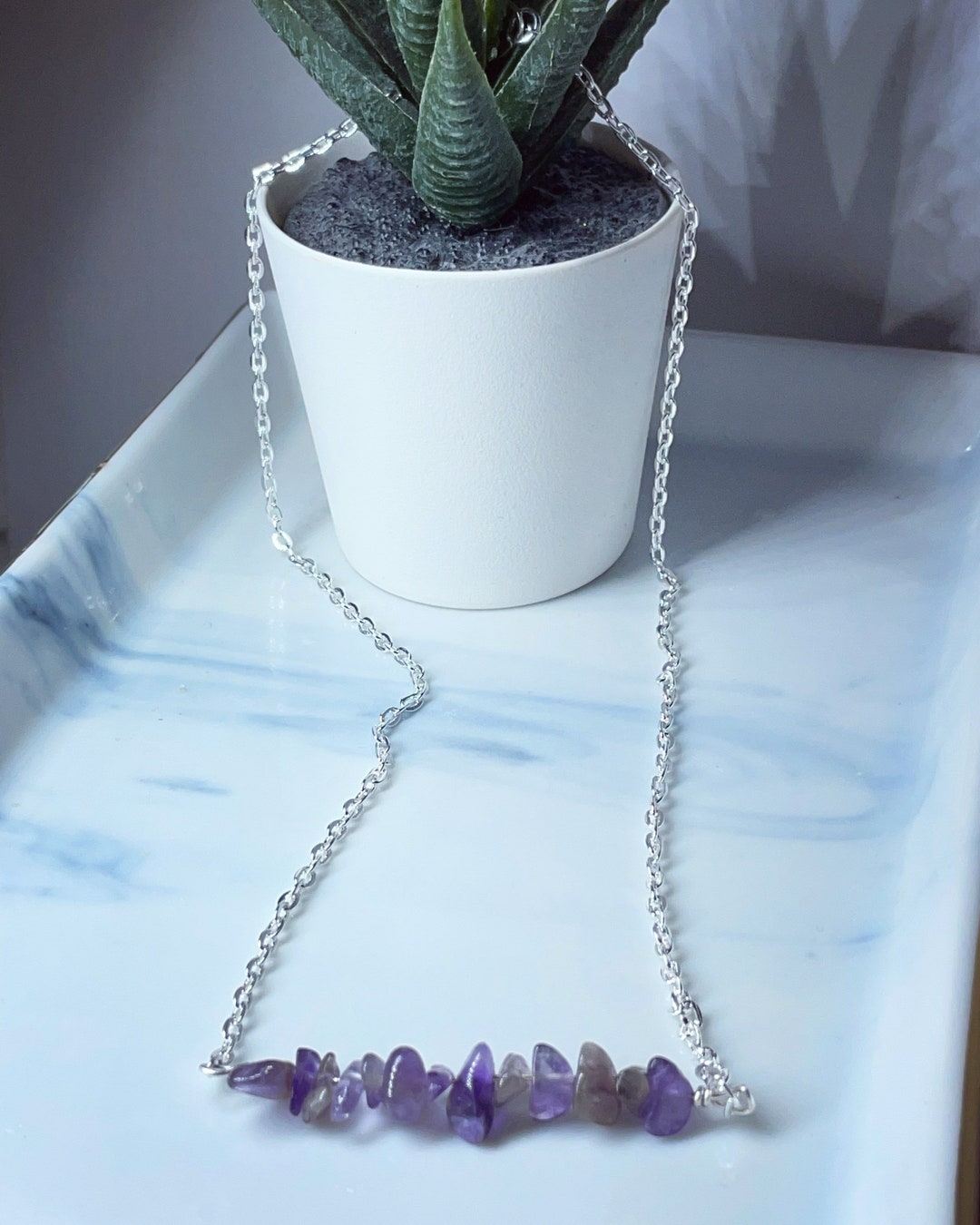 Collares de cadena de plata con piedra de chip de cristal - Etsy España