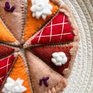 Felt Pie Pack of 4 Felt Food Play Kitchen Food Fall Felt - Etsy