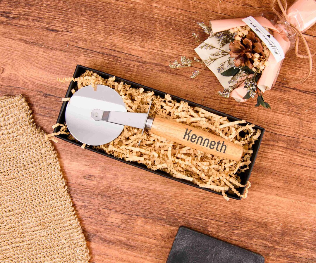 Personalized Pizza Cutter Wheel, Cthrough Pizza, Deep Dish, Cooking ...