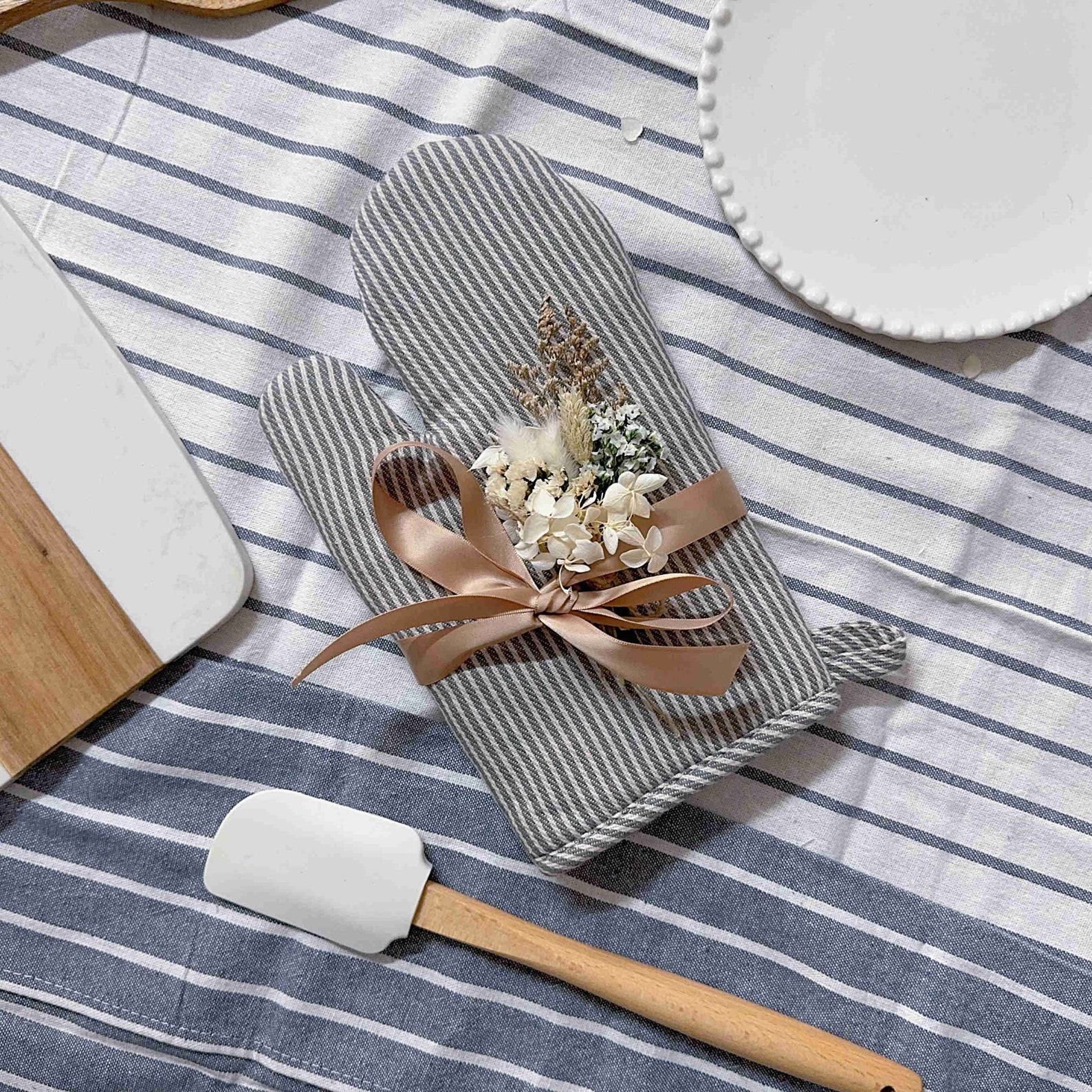 Personalized Baking Gift Set, Engraved Wooden Spatula, Home Baking Kit ...