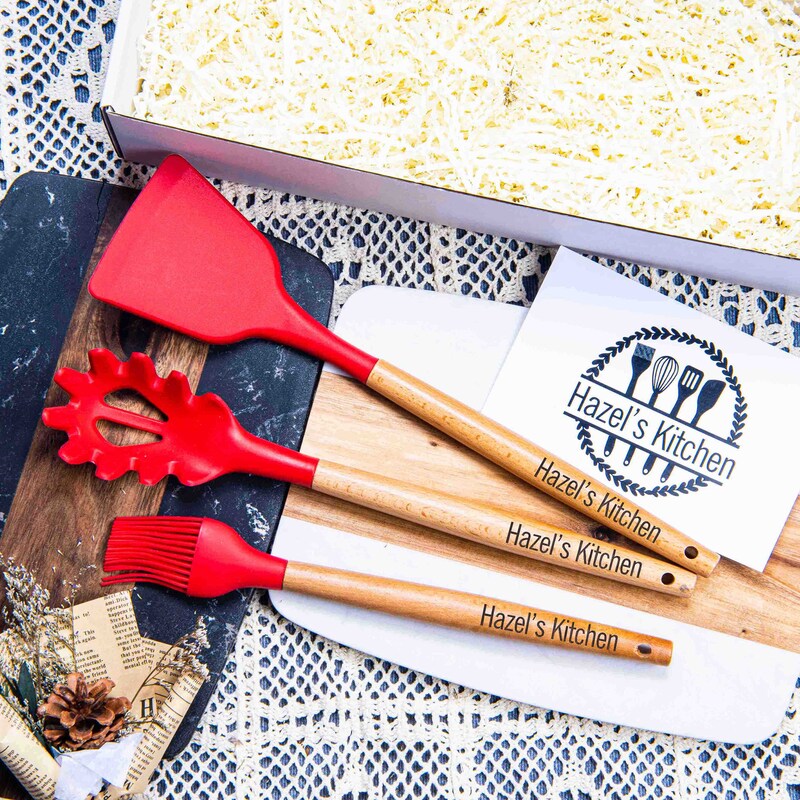 Personalized Spatula - Etsy