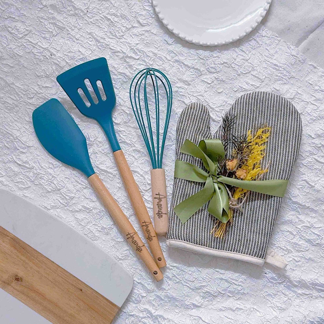 Personalized Baking Gift Set, Kitchen Utensils, Microwave Gloves, Chef ...
