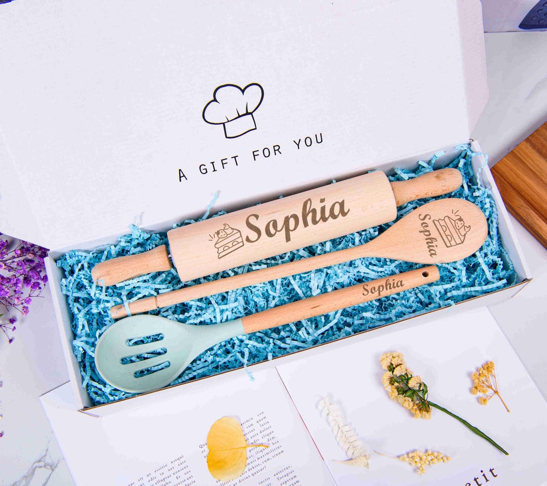 Personalized Wooden Baking Tool Set, Engraved Rolling Pin & Spoons - Etsy