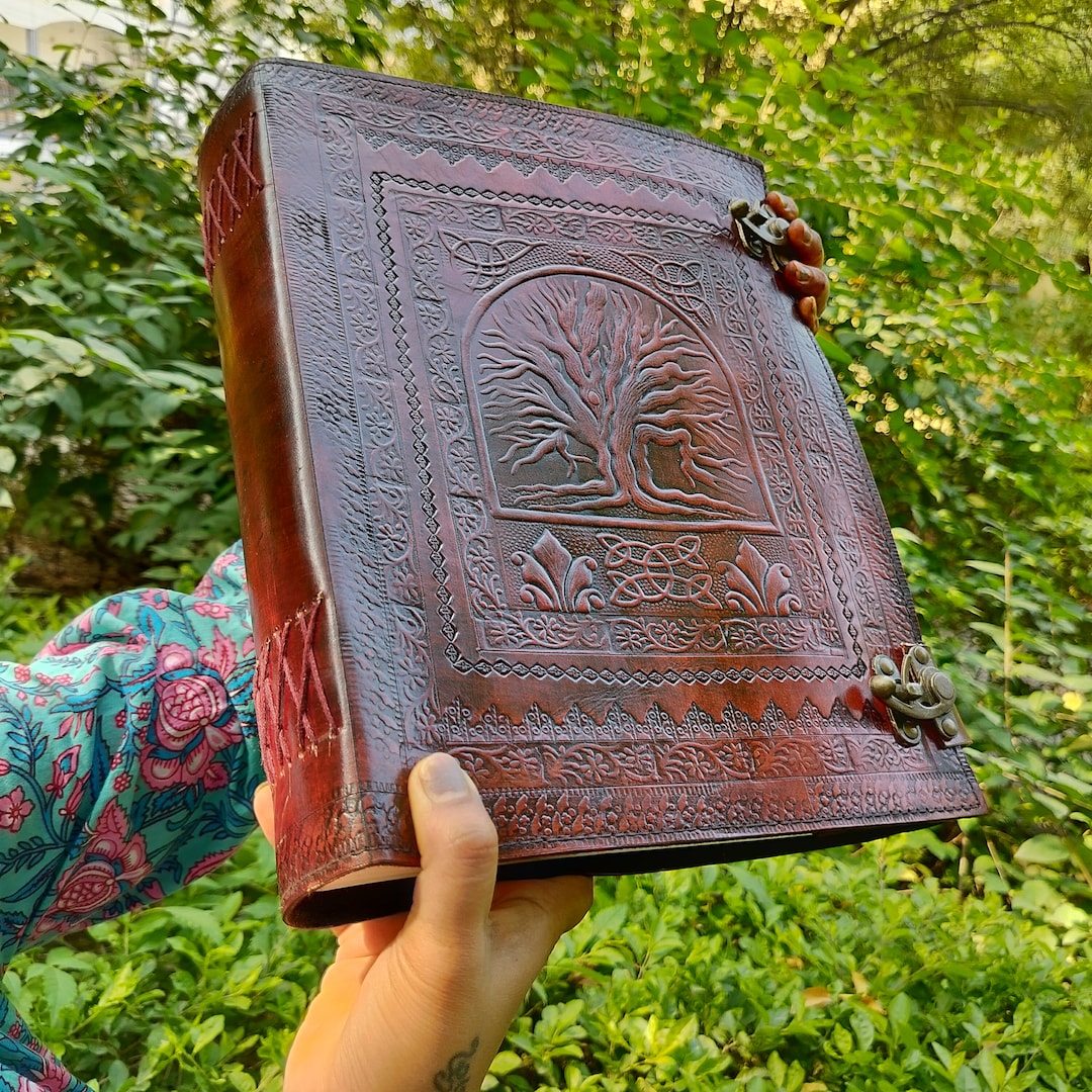 Extra Large Leather Journal: 600 Page Tree of Life Notebook With Lock ...