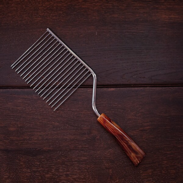 Bakelite Cake Cutter - Etsy