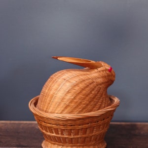 Rabbit Shaped Wicker/rattan Basket With Lid - Vintage Two Piece ...