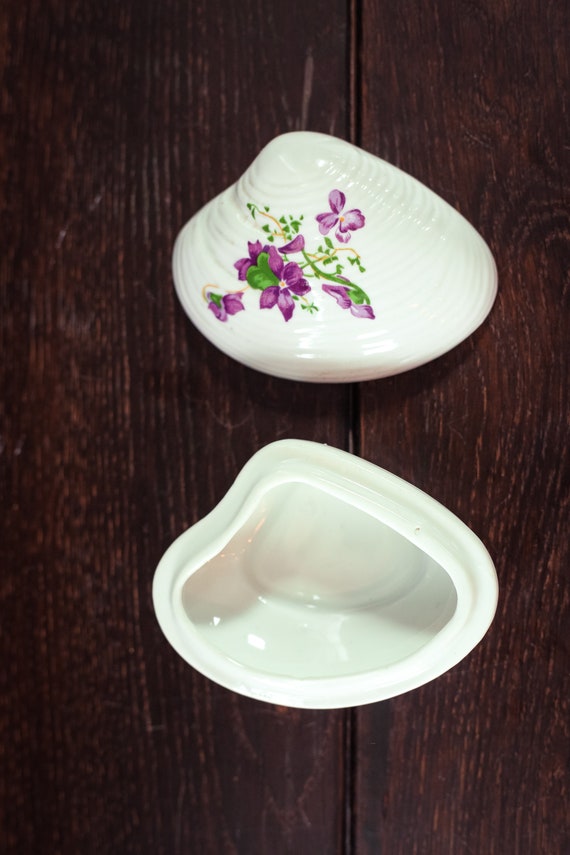 Shell Shaped Porcelain Trinket Box with Purple Floral… - Gem