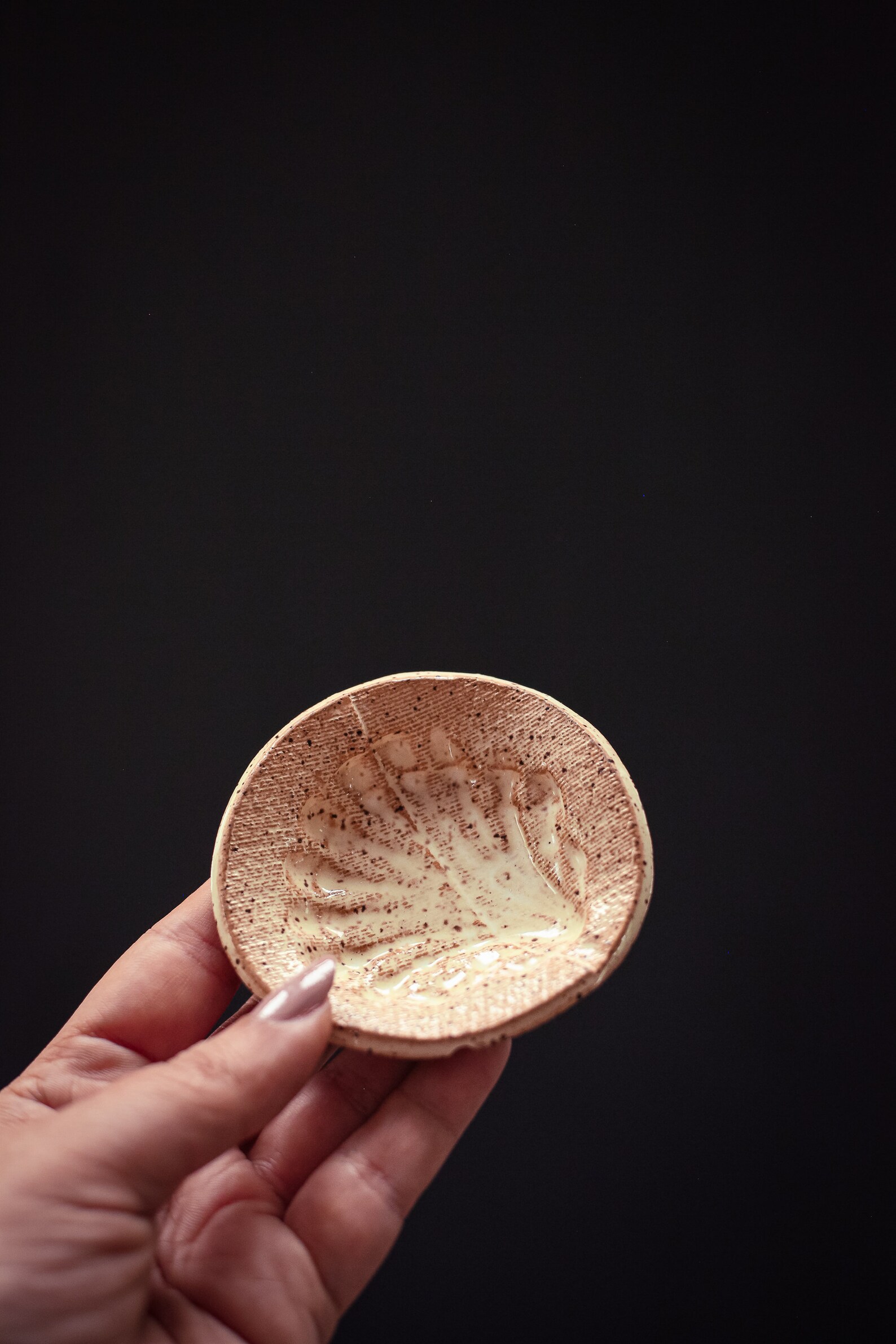 Hand Formed Shell Imprint Dishes - Vintage Petite Ceramic Decorative ...