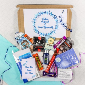 Mens Letterbox Pamper Me Time Gift Box | Chocolate & Treat Pamper Time ...
