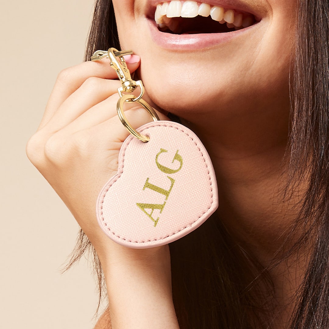 Personalised Luggage Tag Keychain | Travel Bag Tag | Heart Shaped ...