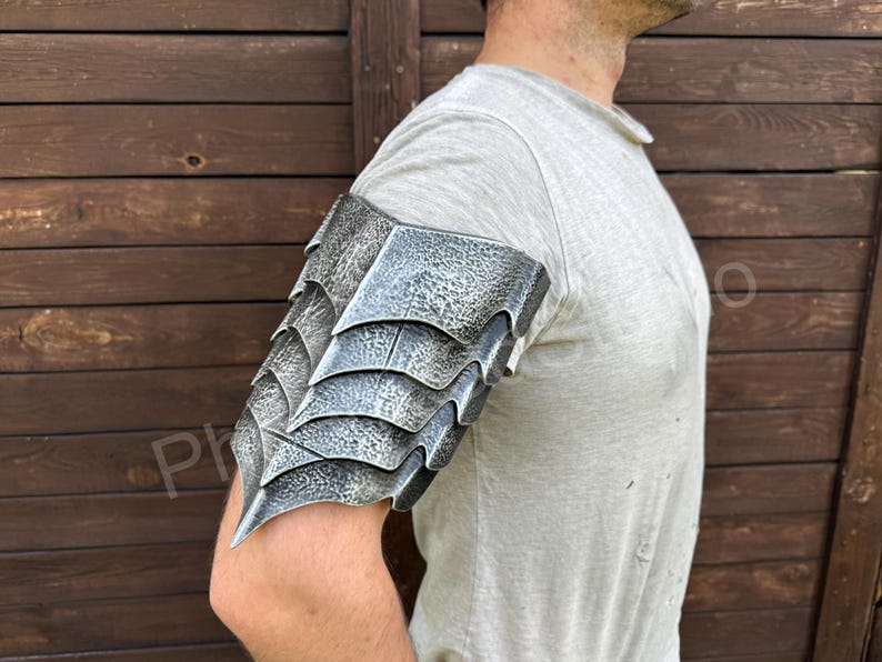 Predator Arm Armor – Bicep Cosplay Prop in Two Sizes – Fan Art Shoulder ...
