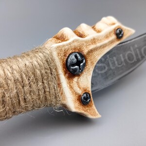 Predator Knife Replica – Bone Handle & Wrapped Grip – Cosplay Prop - Etsy
