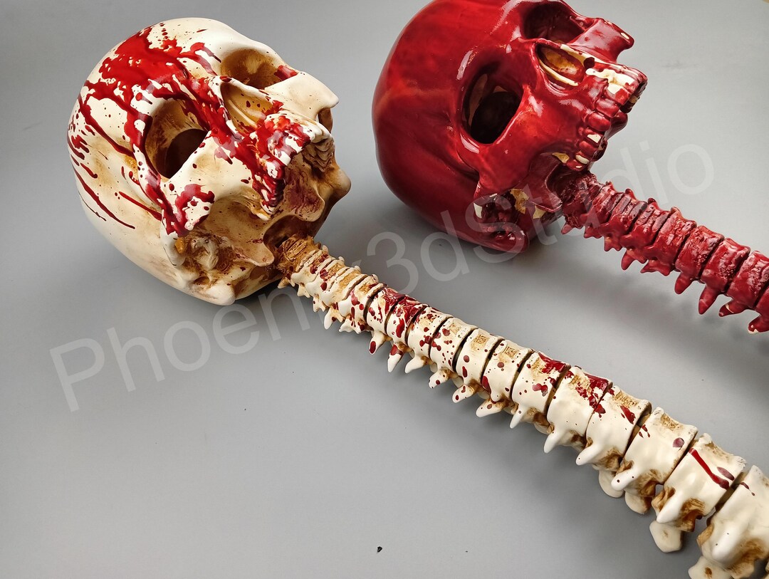 Predator Full-size Spine Trophy With Skull – Bloody & Lightly Bloody ...