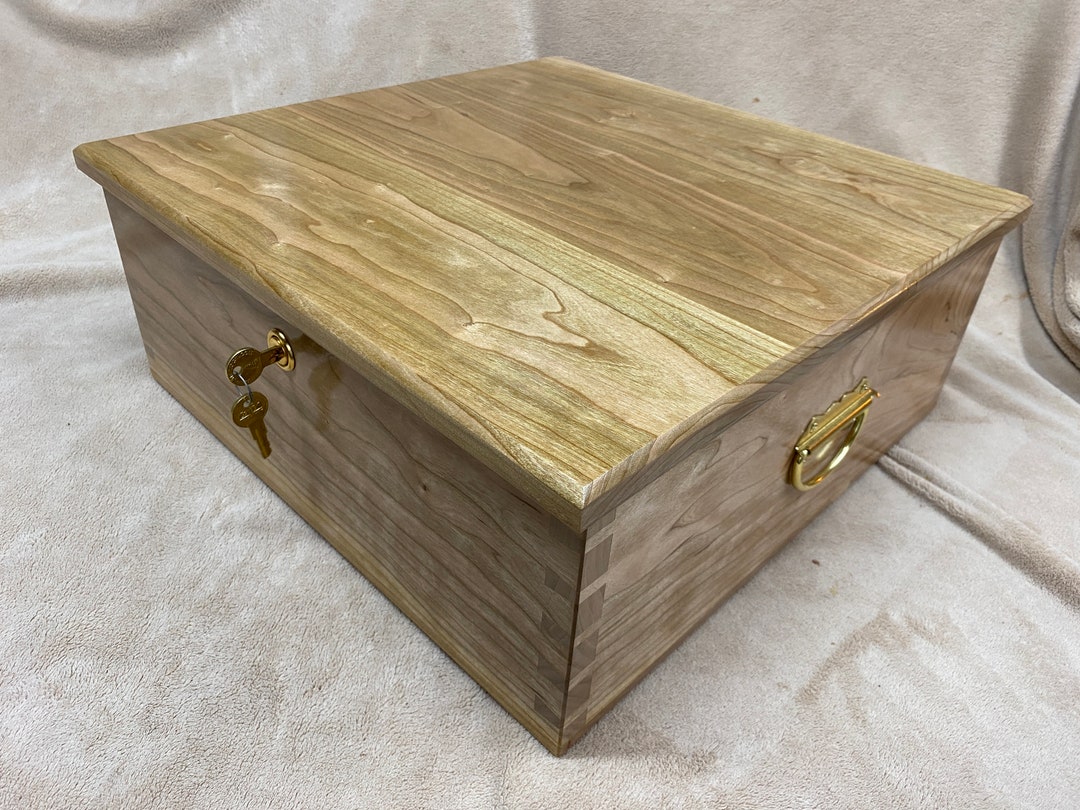 Chess Storage Box, Cherry Wood Chess Set Storage, Custom Chess Box ...