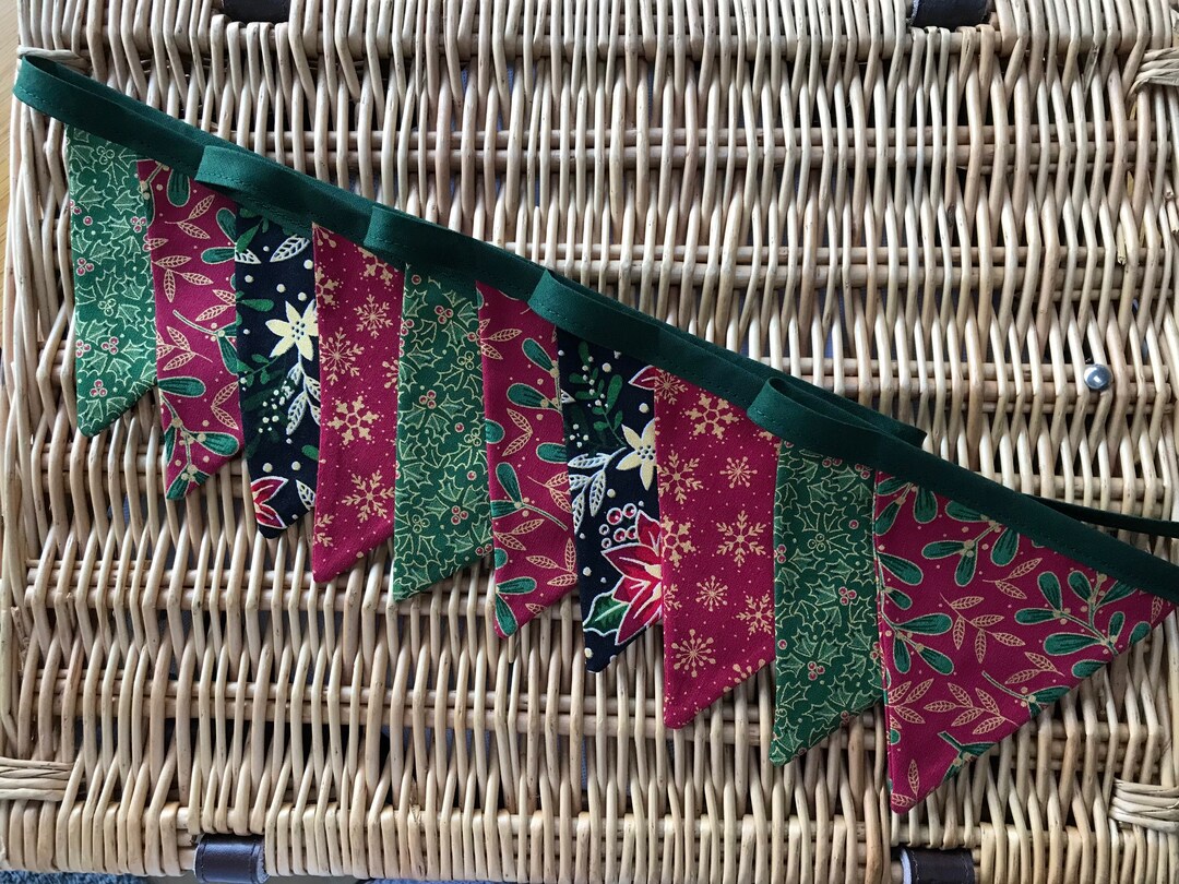 Traditional Style Christmas Bunting Red Green & Black - Etsy