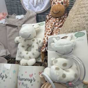 New Safari Luxury Baby Hamper. New Parent Gift Box, New Baby Gift ...