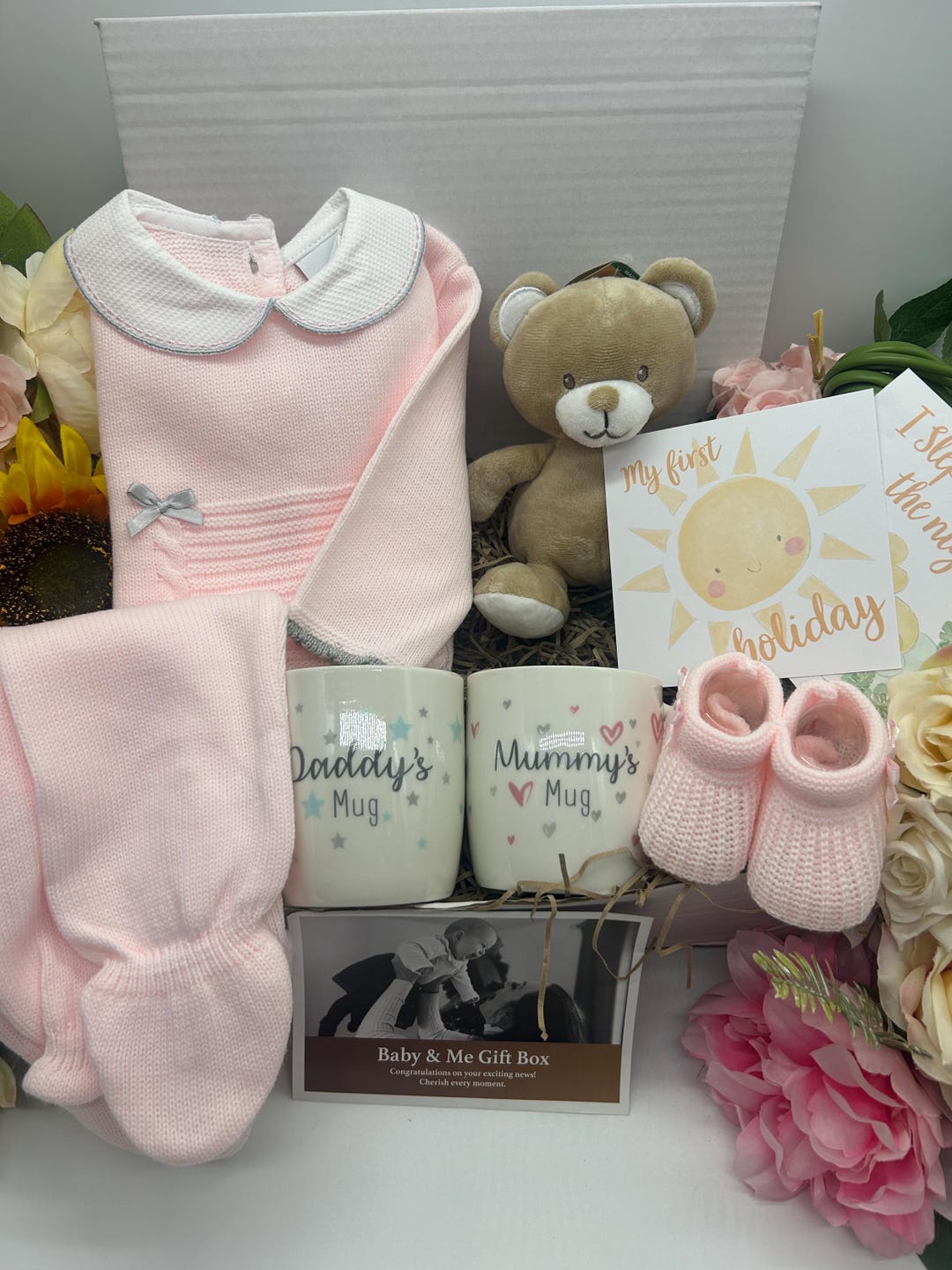 New Baby Hamper. New Parent Gift Box, New Baby Gift, Unisex Baby Hamper ...