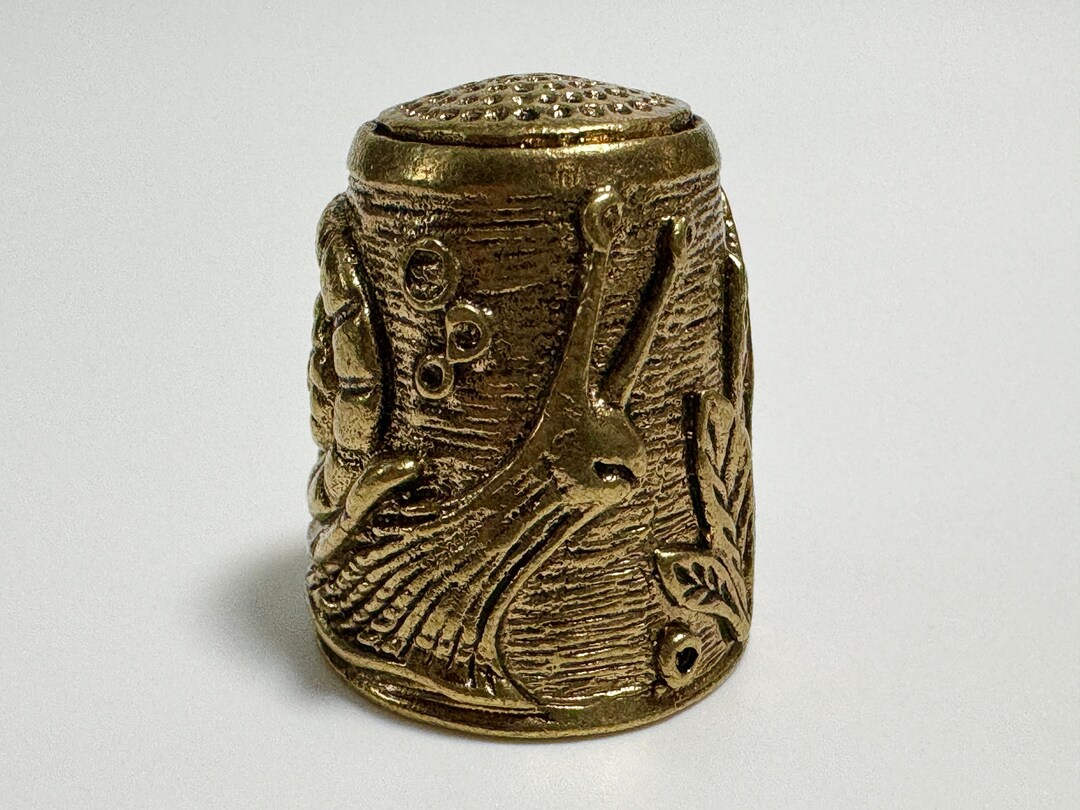 Collectible Sewing Bronze Thimble, Seamstress Gift - Etsy