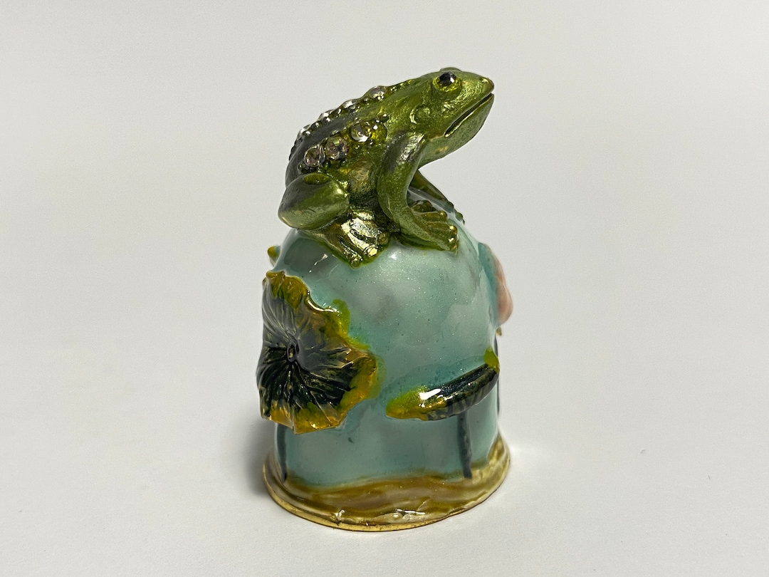 Collectible Thimble, Frog Figurine, Enamel Metal Thimble With Swarovski ...