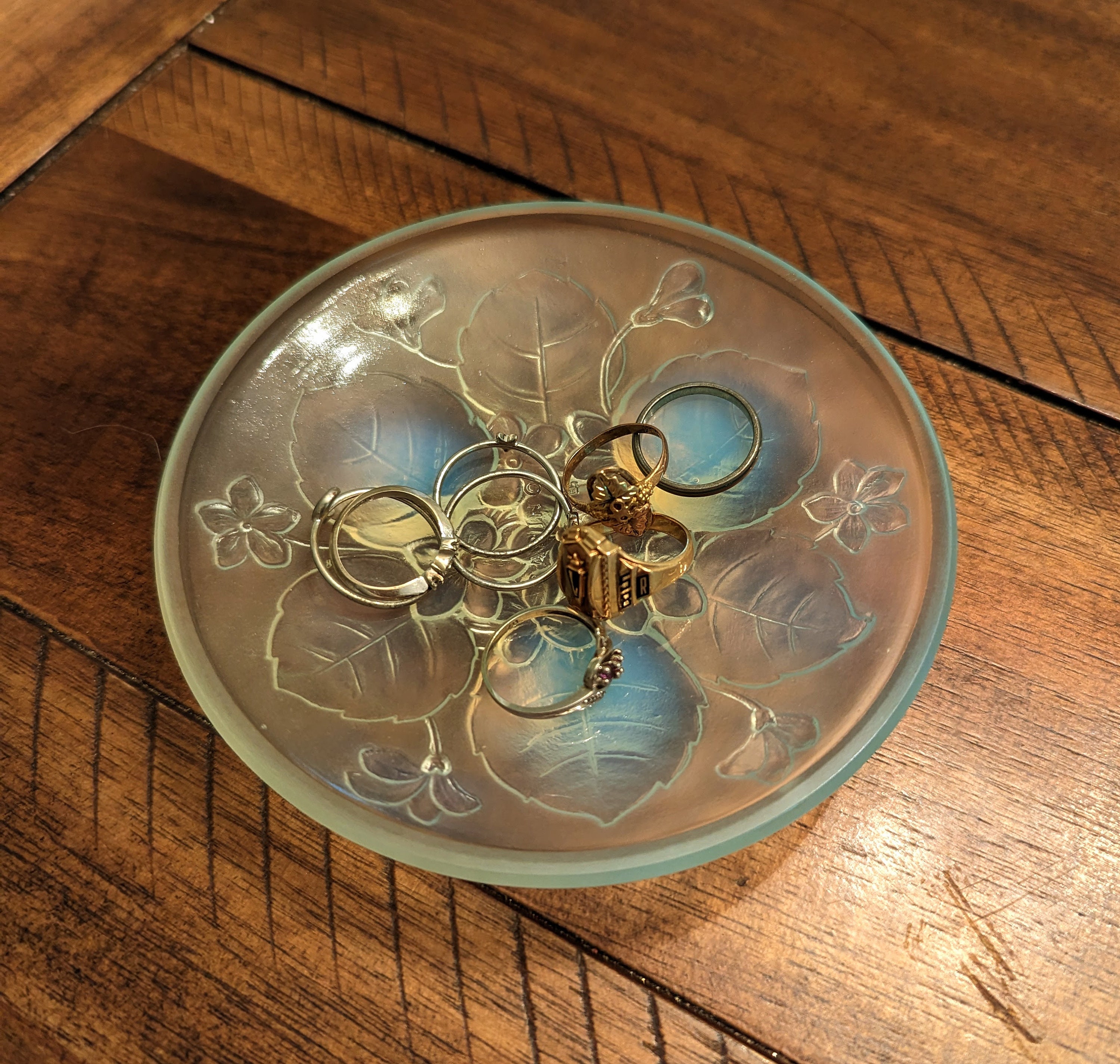 Antique Sabino Opalescent Glass Flower and Leaf Design Shallow Dish ...