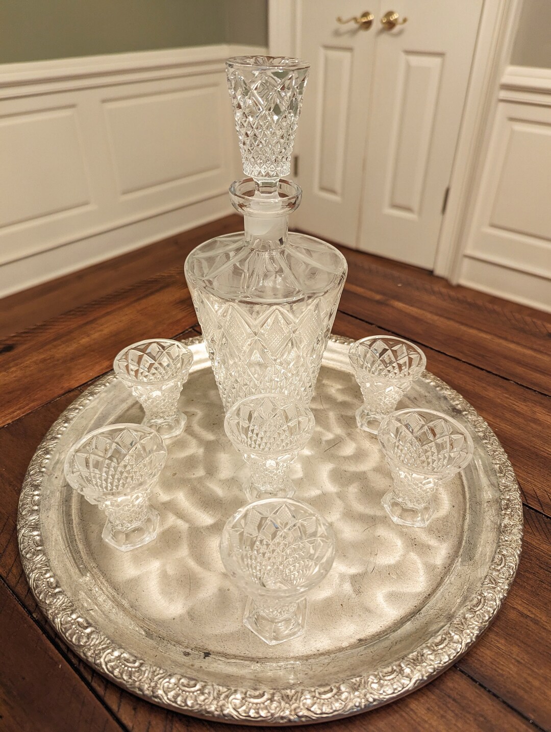 Vintage Diamond Pattern Decanter and 6 Matching Cordial/shot Glasses - Etsy