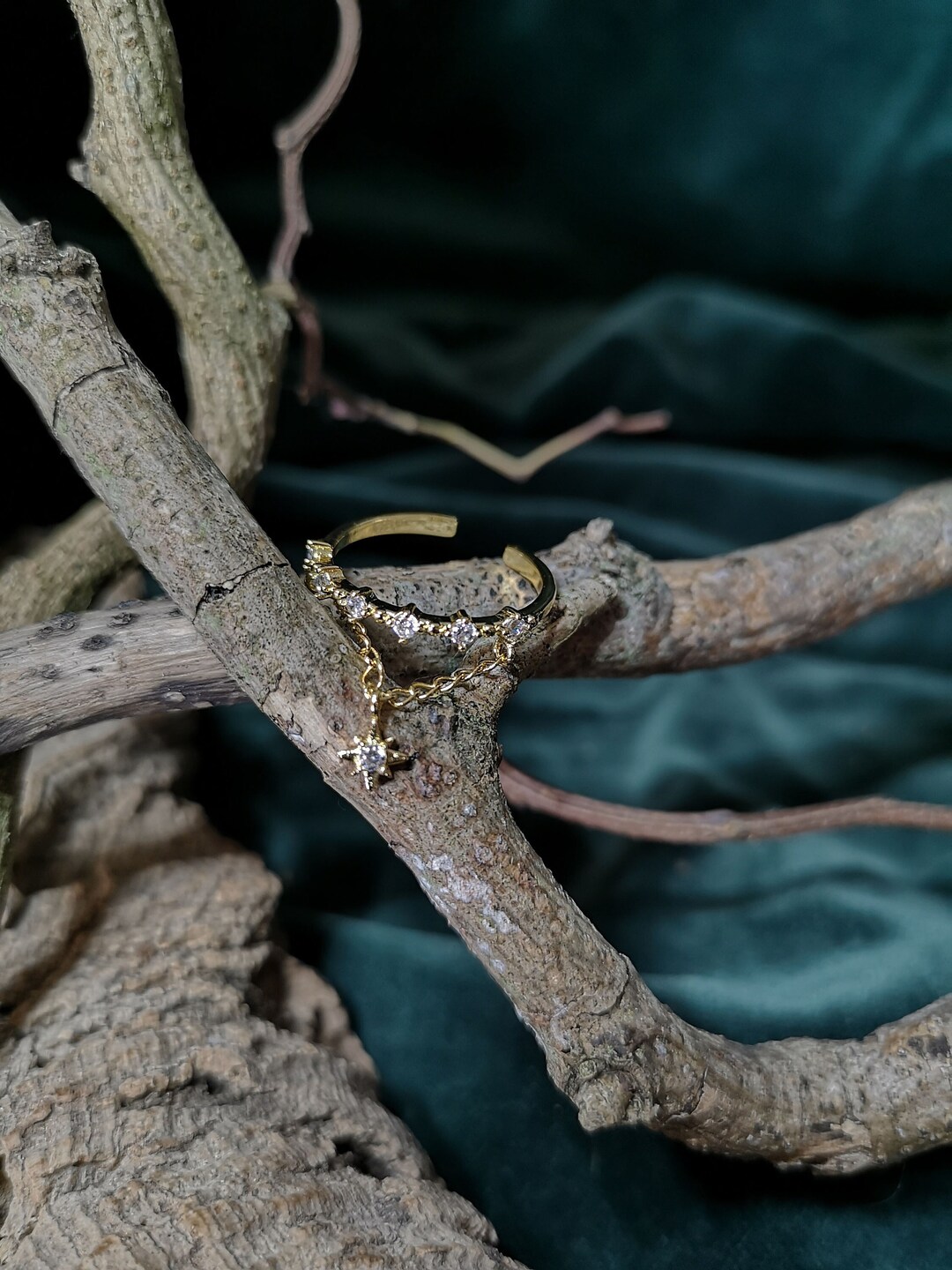 Adjustable Royalcore Velaris Shooting Star Ring - Etsy