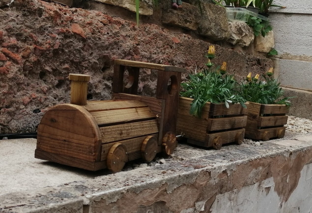 Outdoor Wooden Train Planter With 2 X Carriages Perfect | Etsy