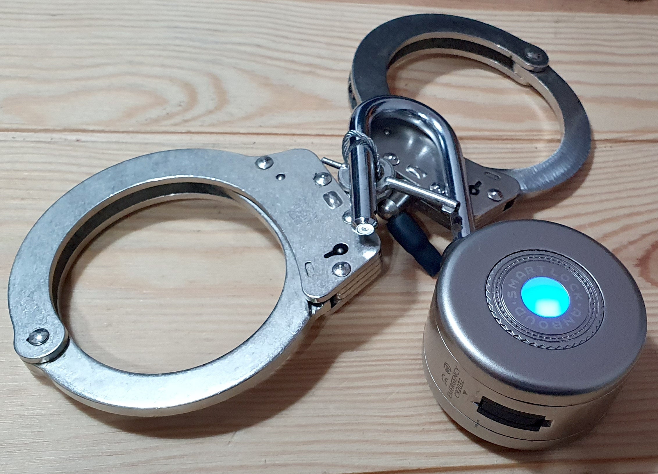 Time Controlled Release Stainless Steel Handcuffs - Bondage Ice Lock ...