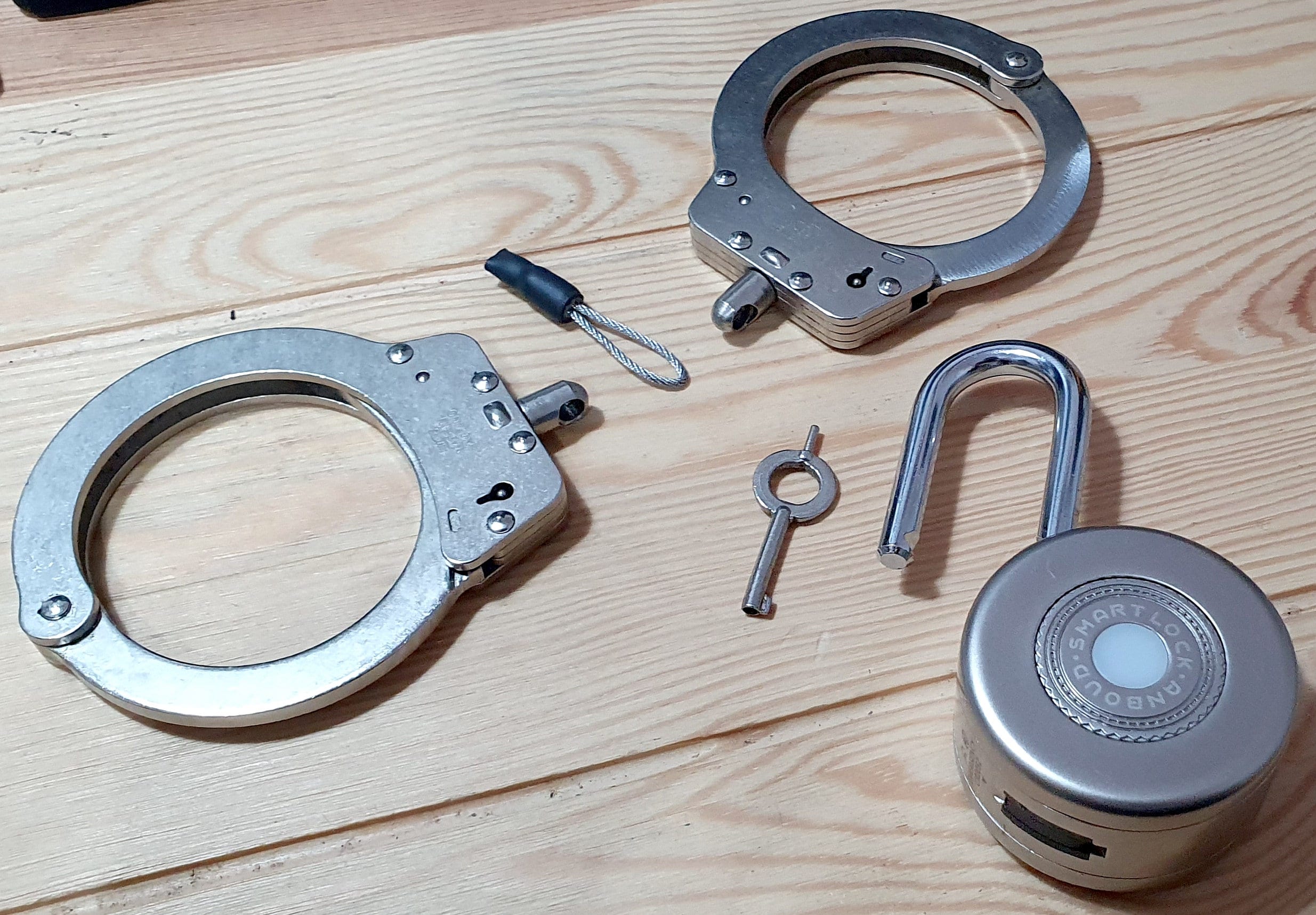 Time Controlled Release Stainless Steel Handcuffs - Bondage Ice Lock ...