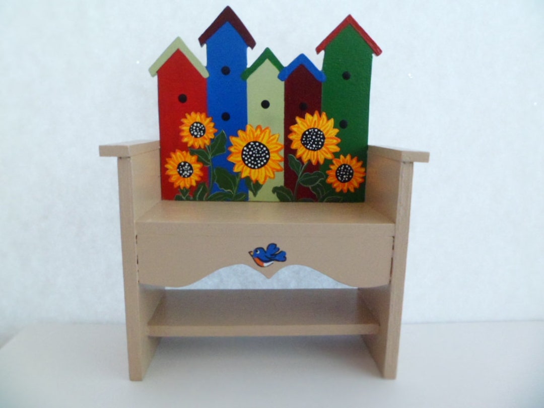 Wooden Summer Birdhouse Bench 1" dollhouse scale - Etsy Österreich