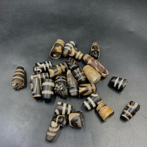 25 Pieces of Ancient Collectible Dzi Bead Agate Stone Authentic Old ...