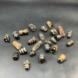 25 Pieces of Ancient Collectible Dzi Bead Agate Stone Authentic Old ...