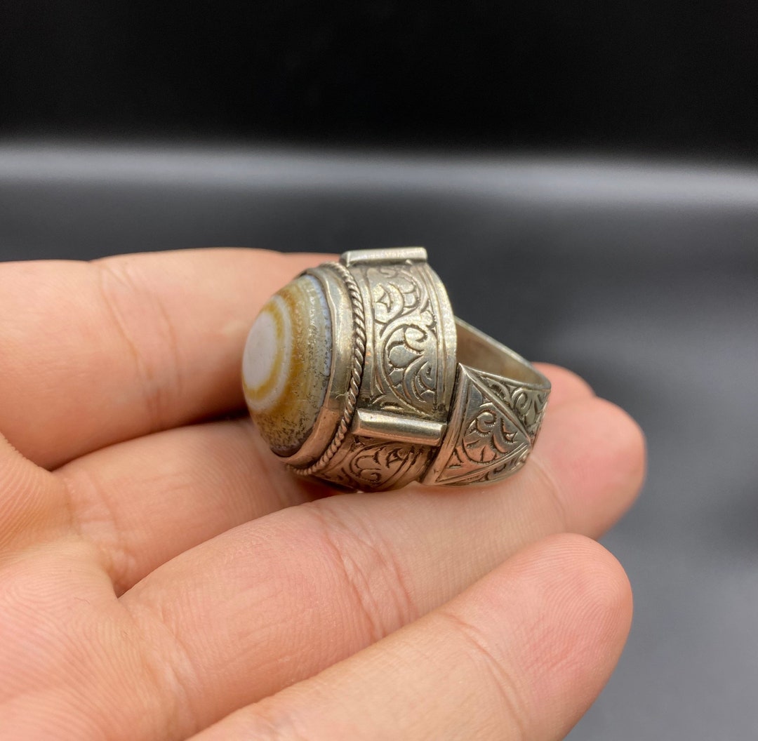 Beautiful Evil Eye Agate Vintage Handmade Sterling Silver Ring, Size 9. ...