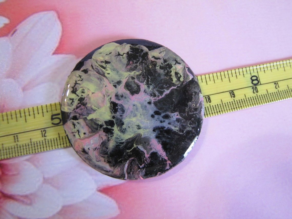 Hand Painted Acrylic Magnet on 2" Round Wood - Etsy