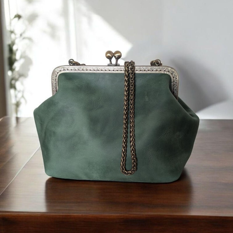 Kiss Lock Handbag - Etsy UK