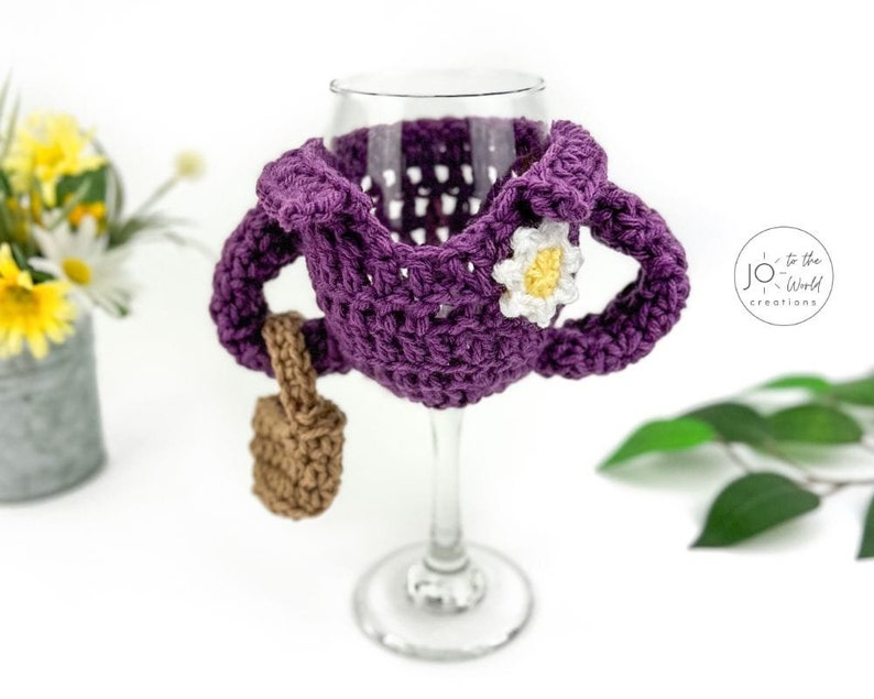 Wine Glass Jacket Crochet Pattern | Crochet Gift Idea for Friends ...