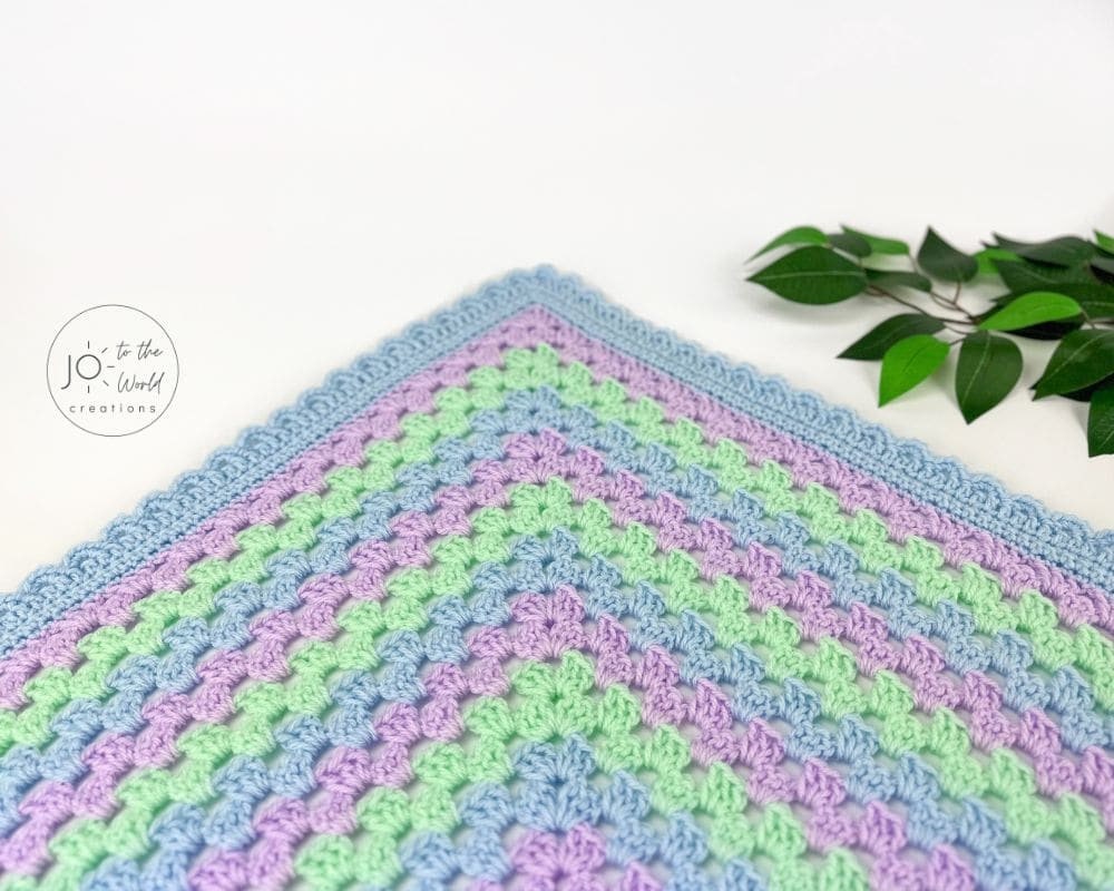 Continuous Granny Square Blanket Crochet Pattern | Granny Square Baby ...