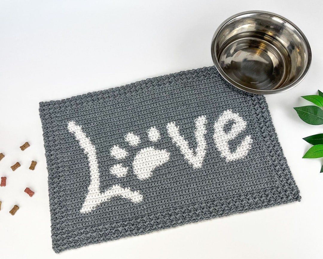 Crochet Paw Print Love Mat Pattern | Dog Mat | Pet Mat | Dog Bowl Mat ...