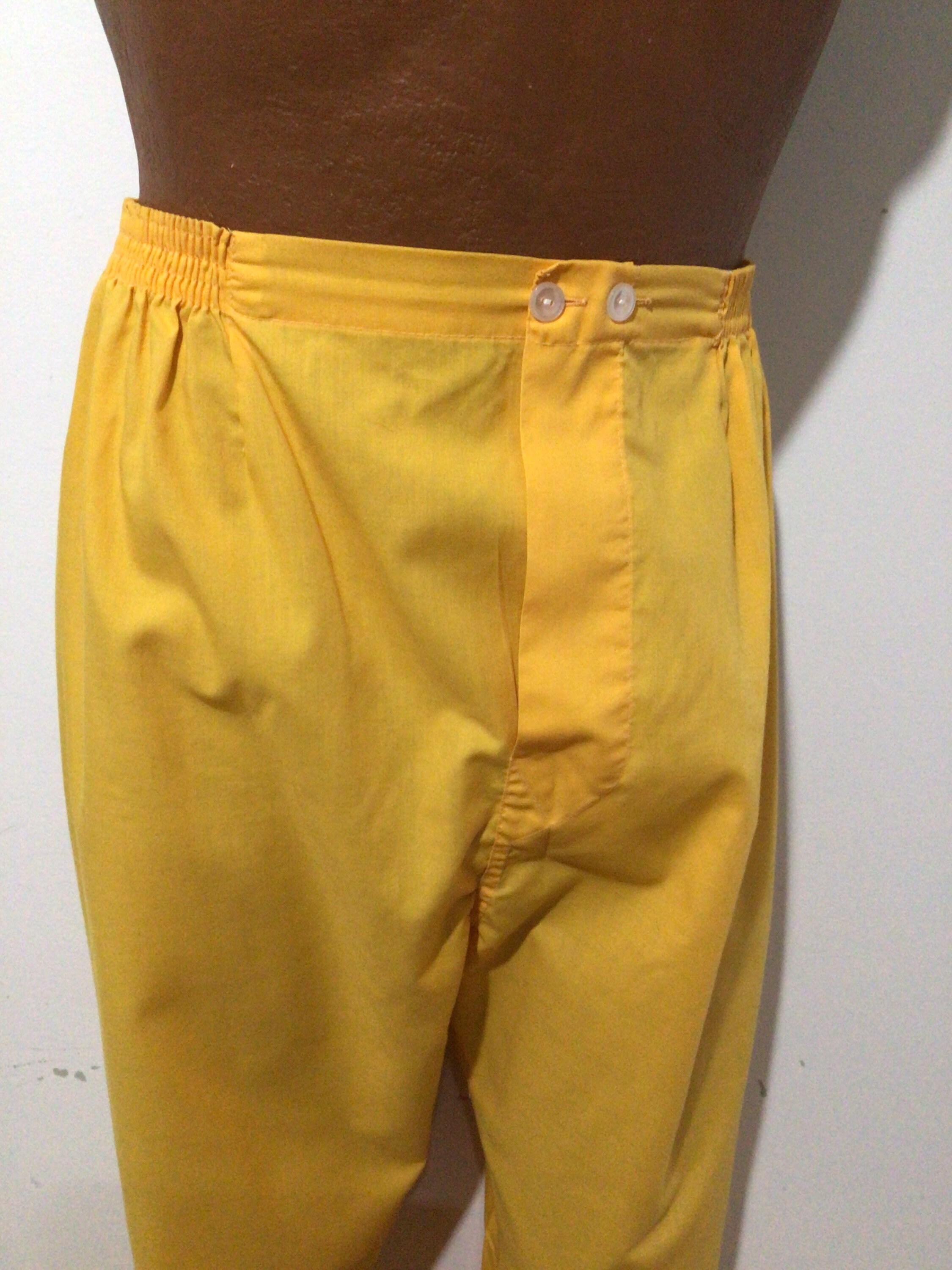 Vintage 1970s Men’s Yellow 2 Pc Pyjamas Set. Top and Bottom Loungewear ...