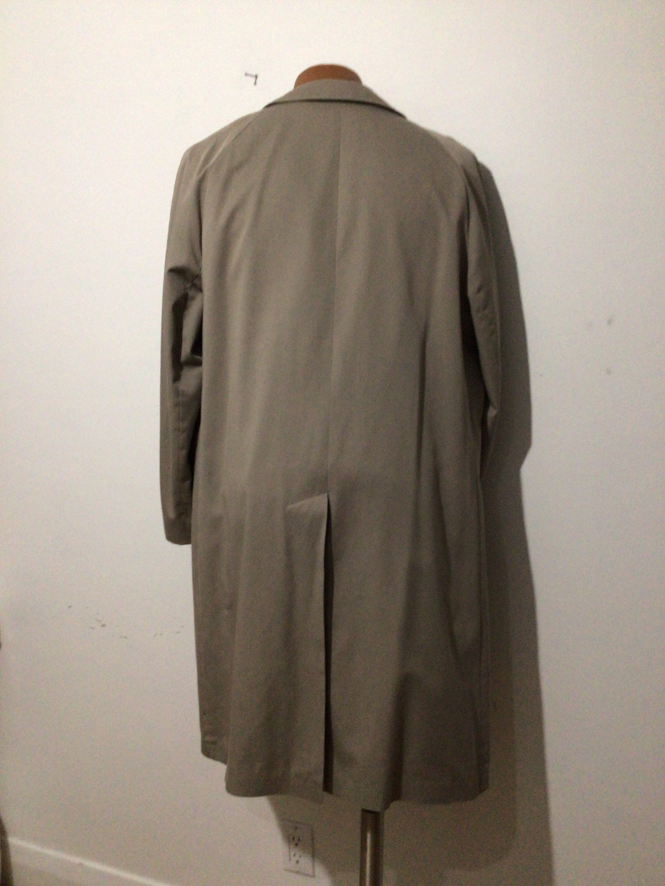 The Old, the New Trend! Beltless Men’s Trench Taupe Coat. Lined ...