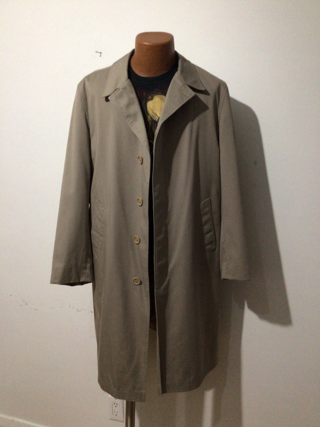 The Old, the New Trend! Beltless Men’s Trench Taupe Coat. Lined ...