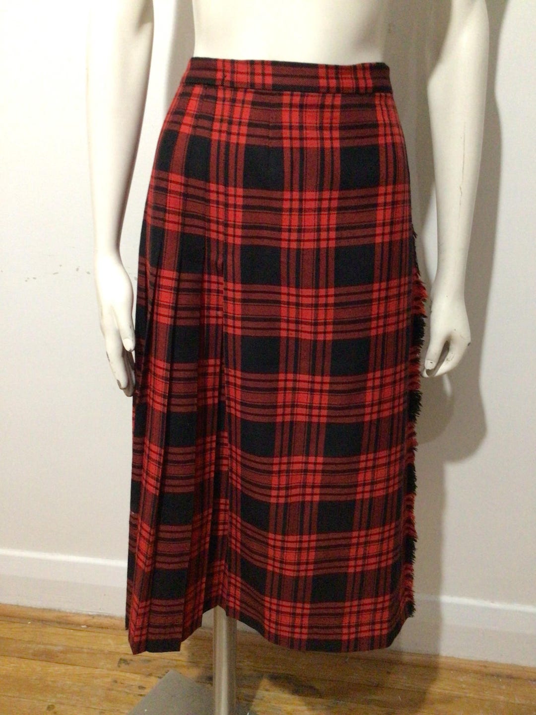 Vintage Wraparound Red Wool Tartan Kilt, Highland Queen, Rouget - Etsy